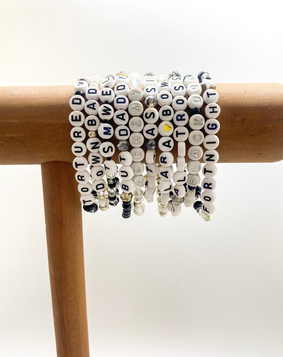 Taylor Swift ttpd Themed Friendship Bracelets, Set of 10 Bracelets ...