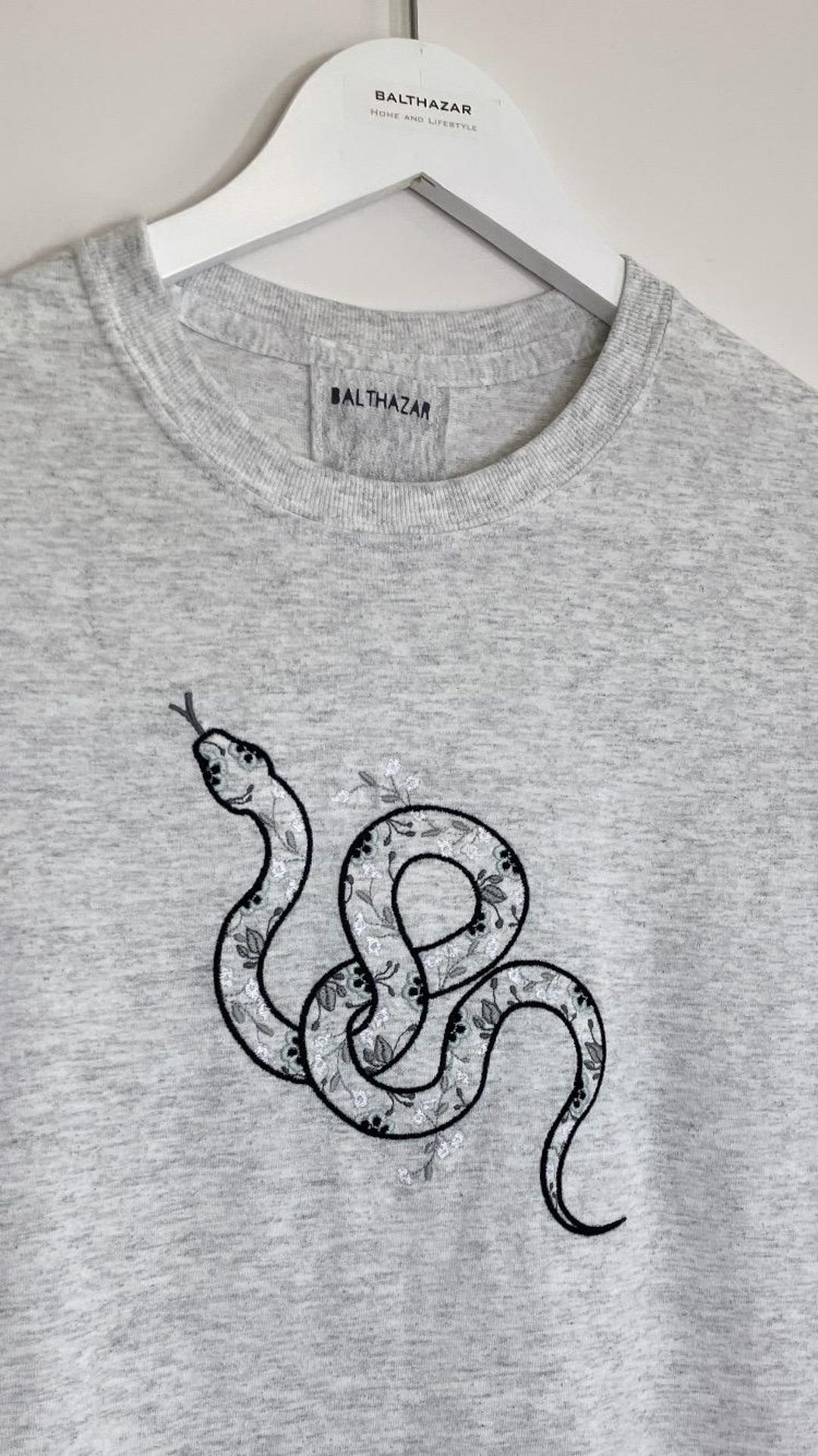 Floral Embroidered Snake T-shirt- Customisable - Etsy
