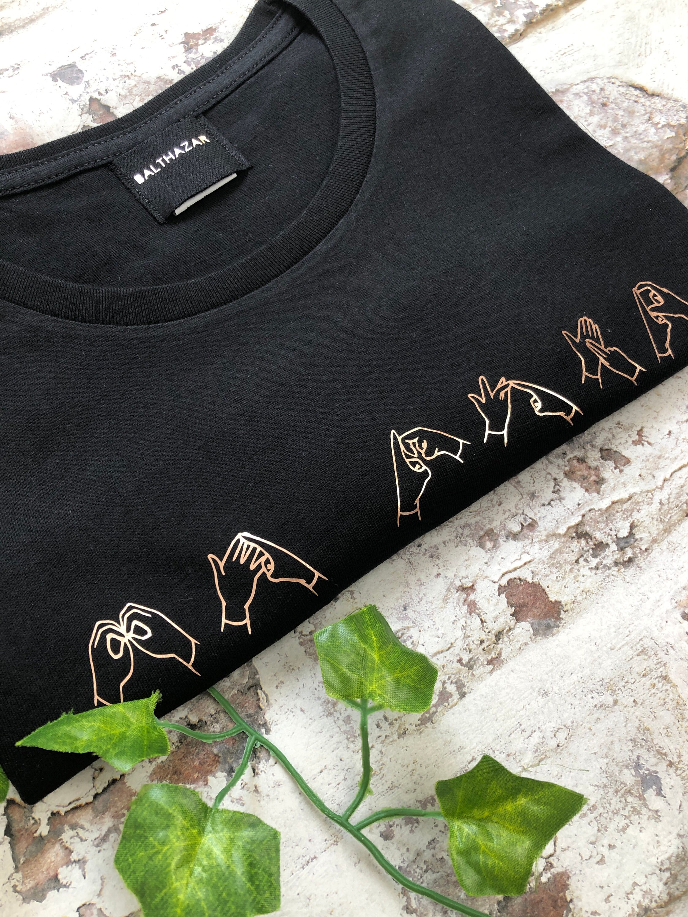 Be Kind Sign Language T-shirt Hand Drawn BSL - Etsy UK