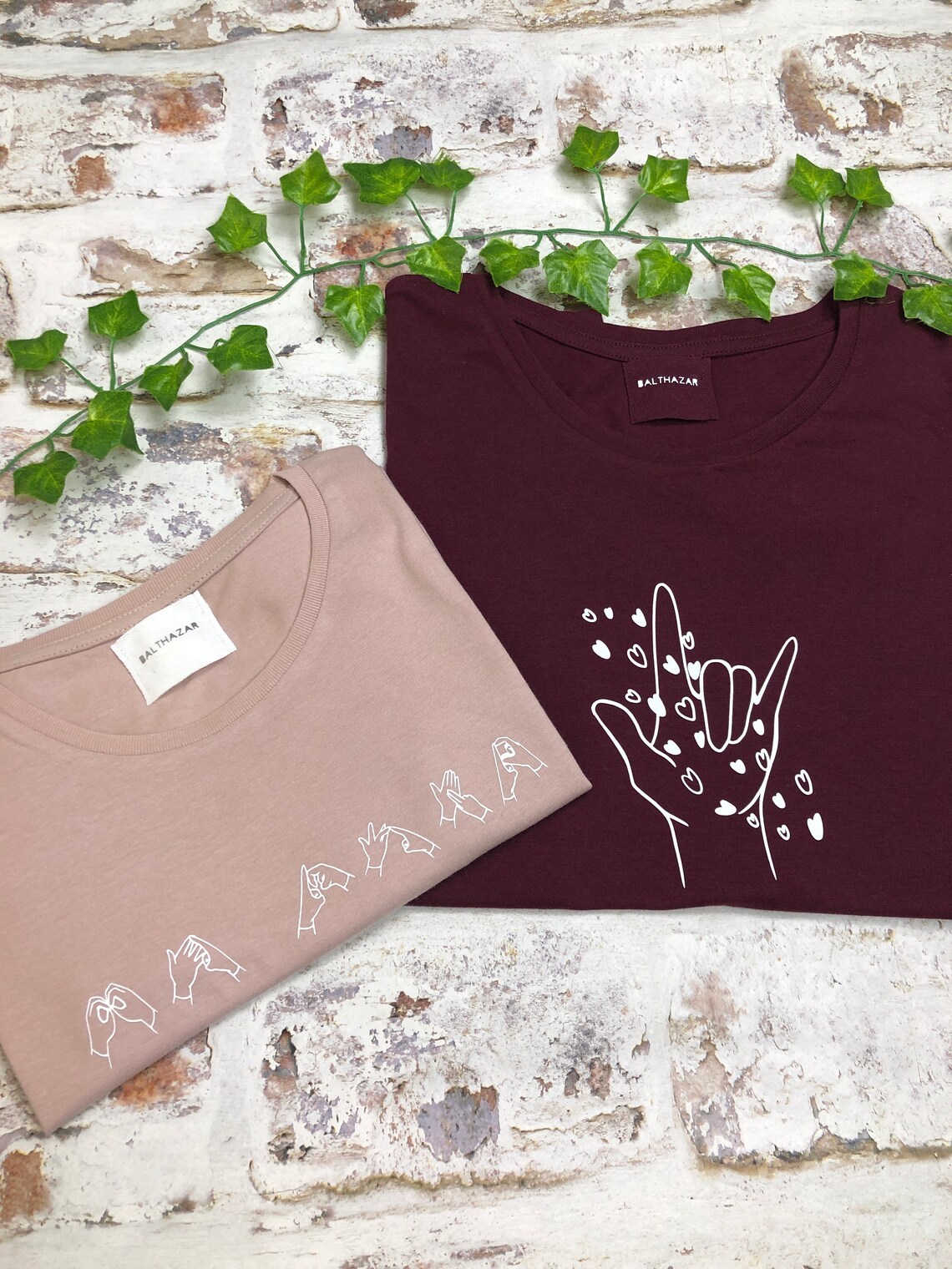 Be Kind Sign Language T-shirt Hand Drawn BSL - Etsy UK