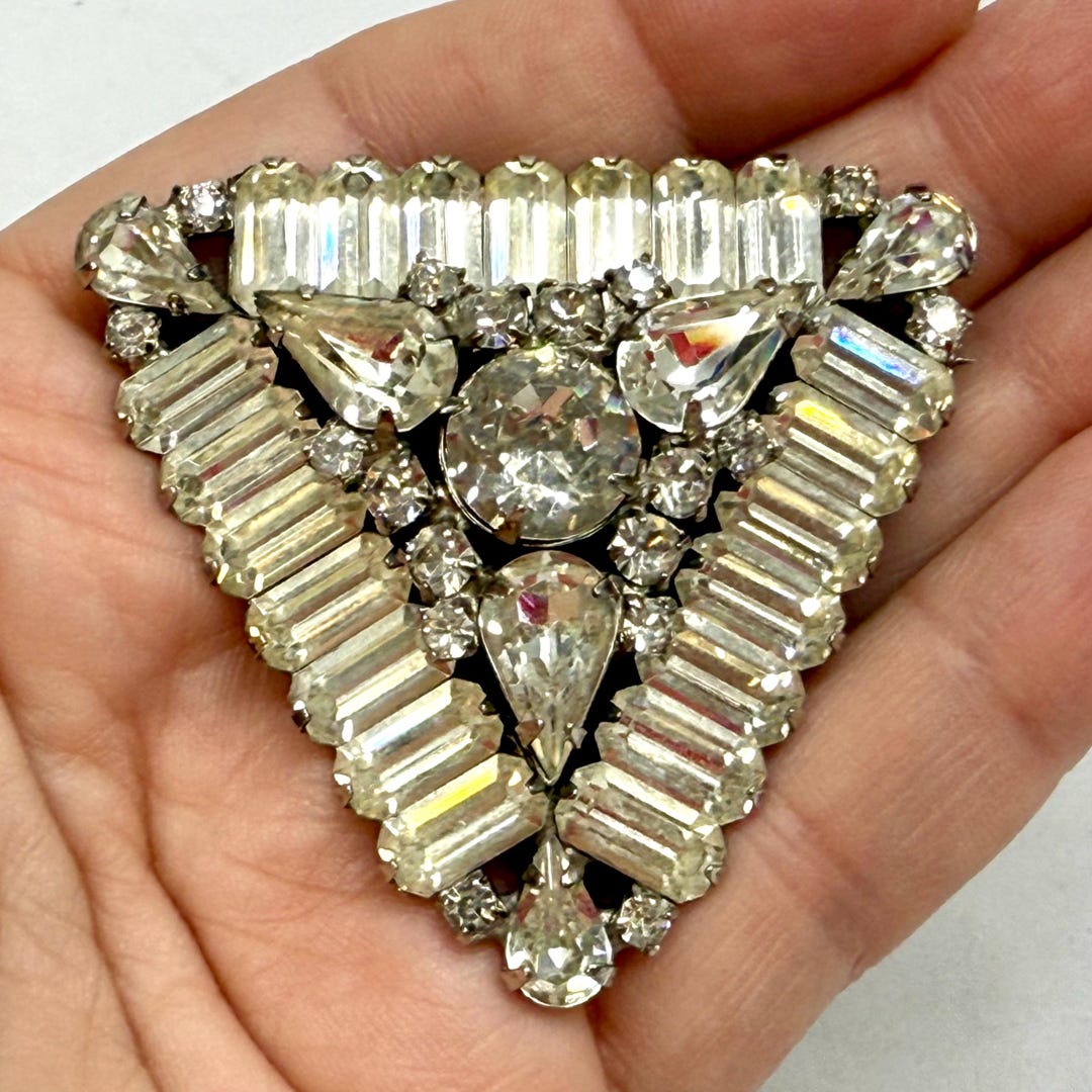 Vintage Albert Weiss Jewelry Art Deco Rhinestone Brooch Triangle ...