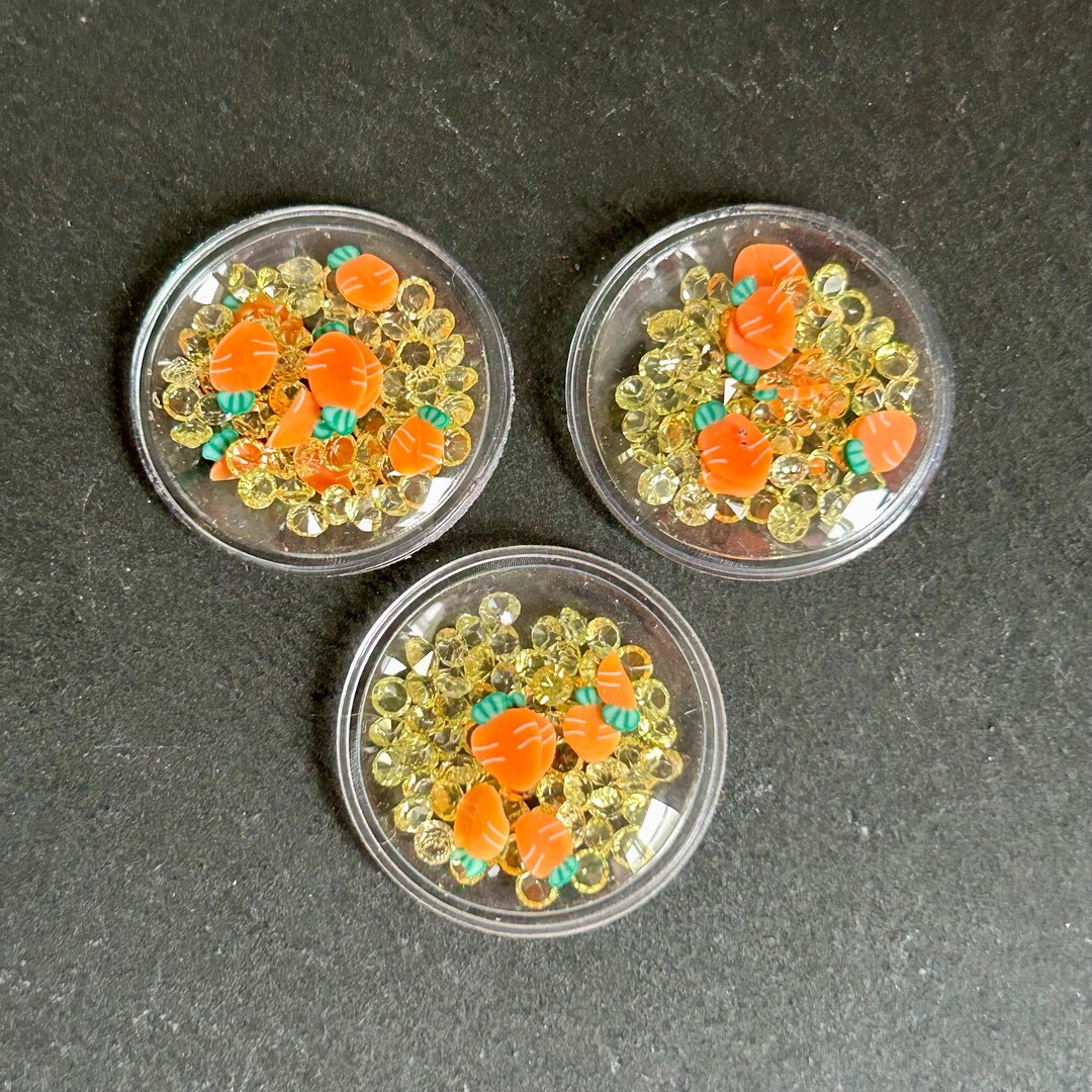 Yellow Carrot Easter Round 28mm Soft Diamond Clay Filled Resin Shaker ...