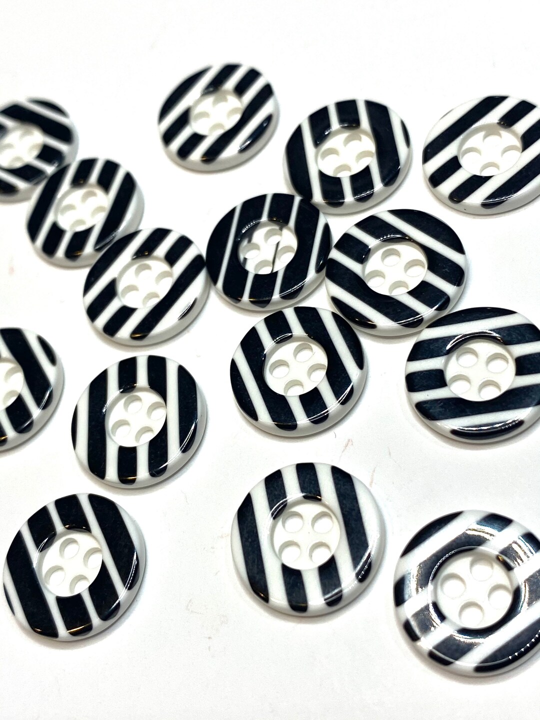 13mm 4 Hole Black Stripe Round Acrylic Sewing Buttons, Buttons for ...