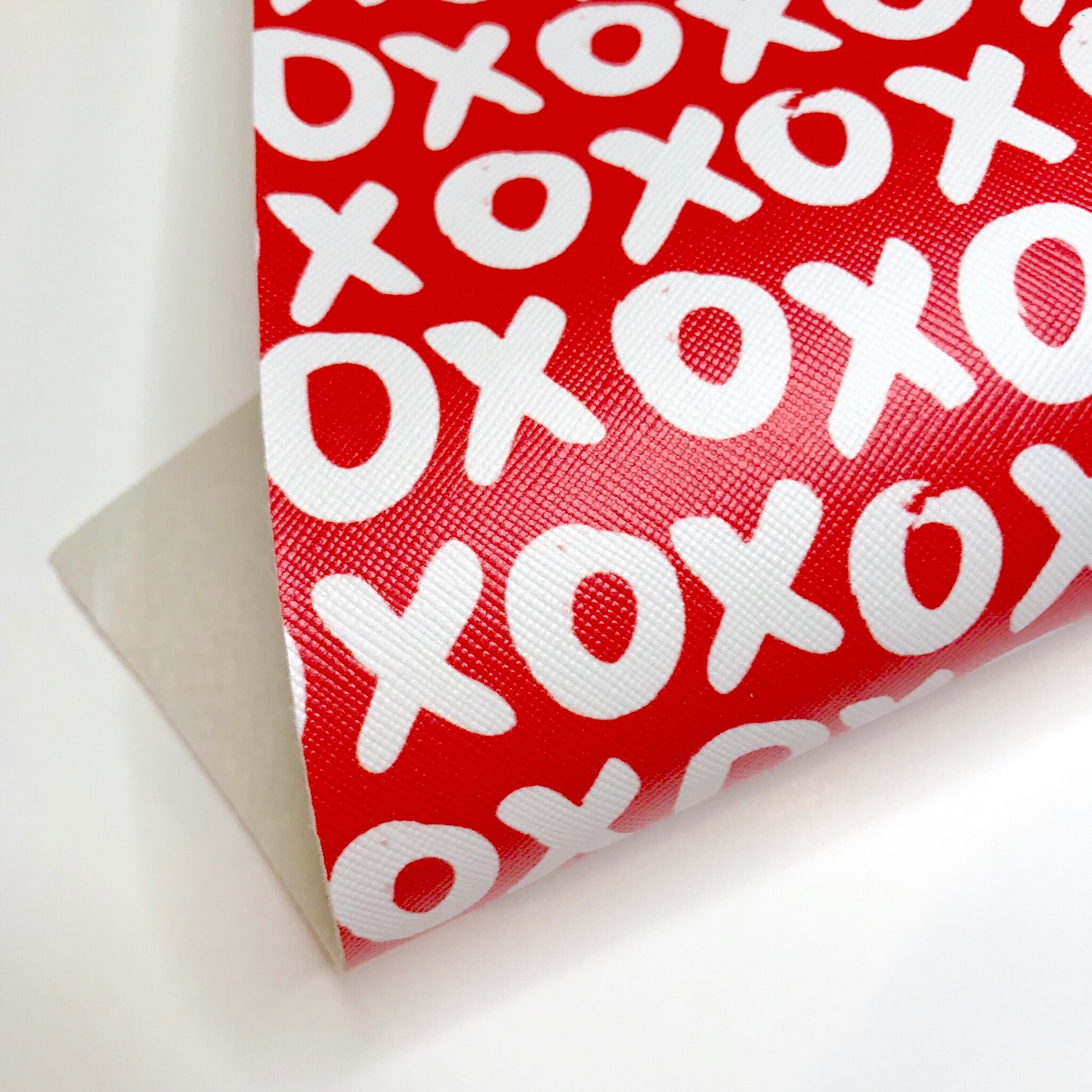 Red XOXO Printed Faux Leather Sheets, Valentine’s Day Pattern Vinyl ...