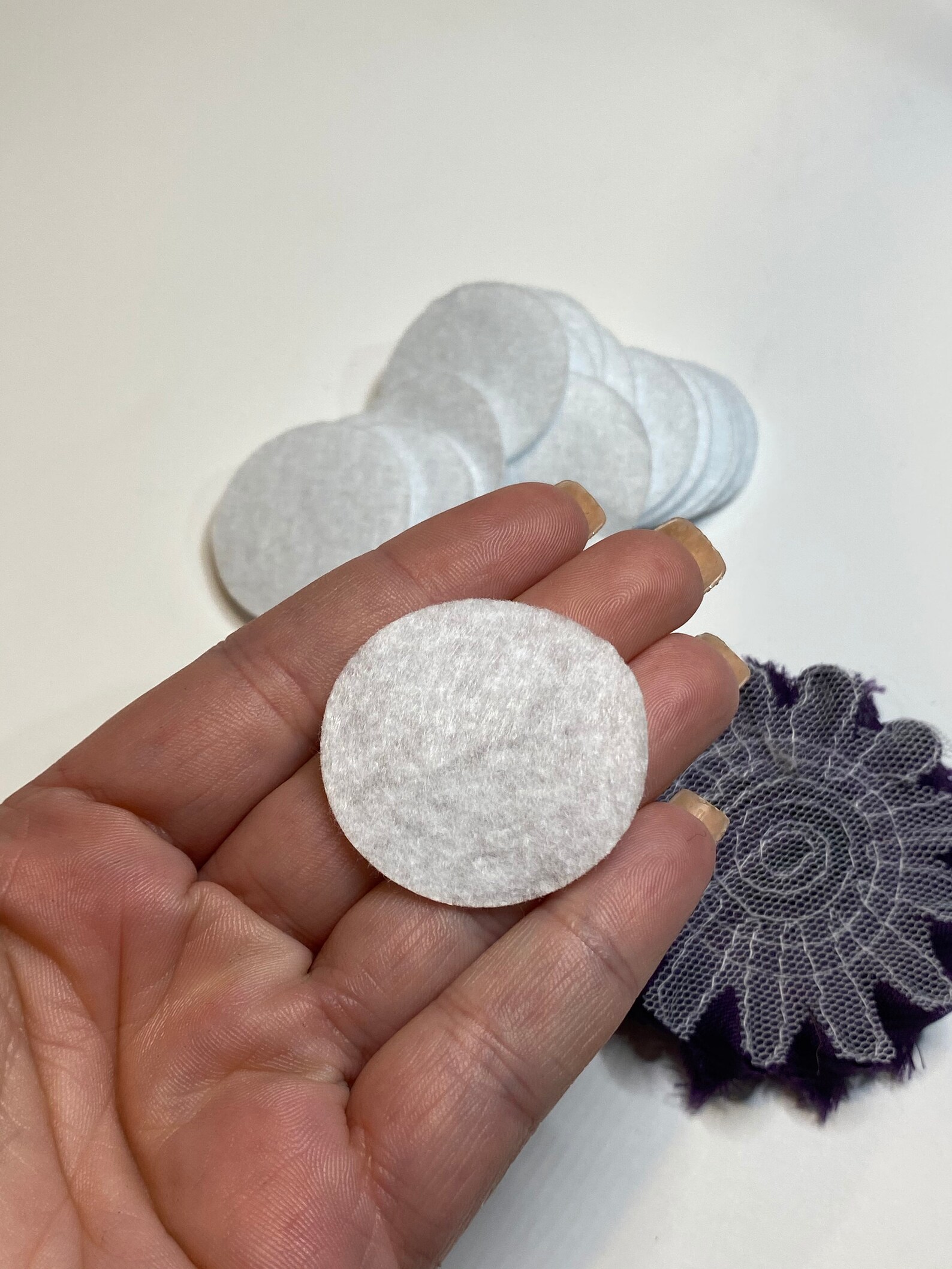 1.5” White Round Felt Circles, 10-100 Pieces, Die Cut Felt Patches, DIY ...