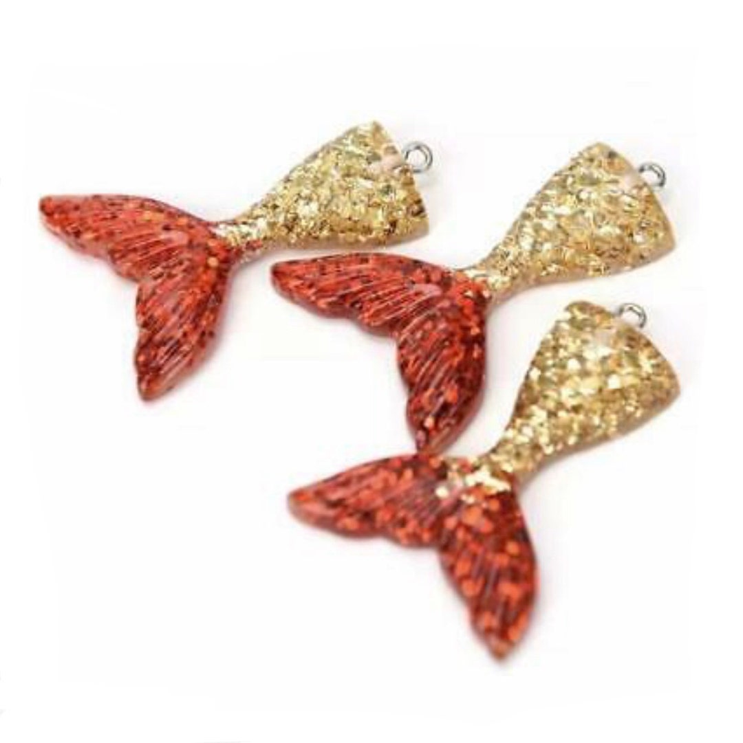 45x32mm Red & Gold Glitter Mermaid Tail Chunky Bubblegum Pendant Beads ...