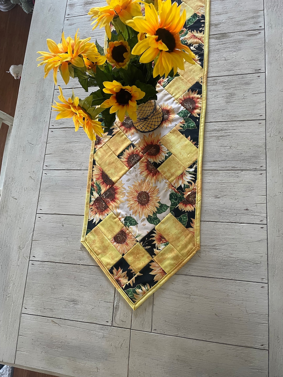 Quilted Sunflowers Table Runner and Placemats - Etsy
