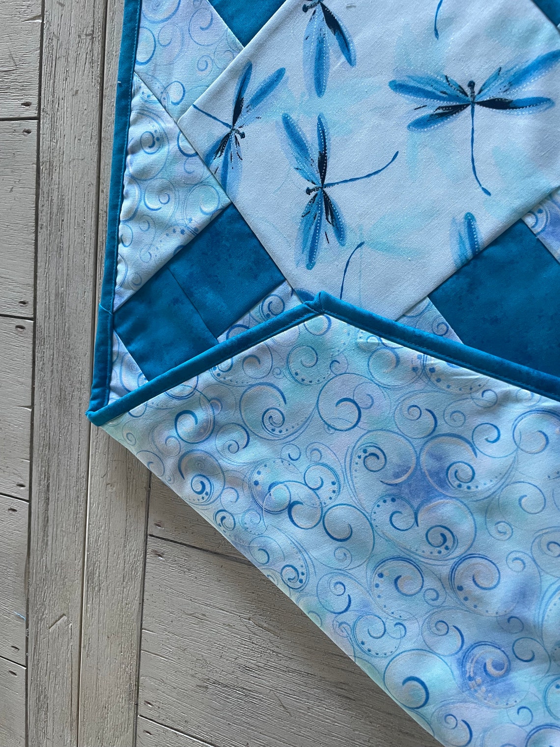 Quilted Dragonflies Table Runner - Etsy