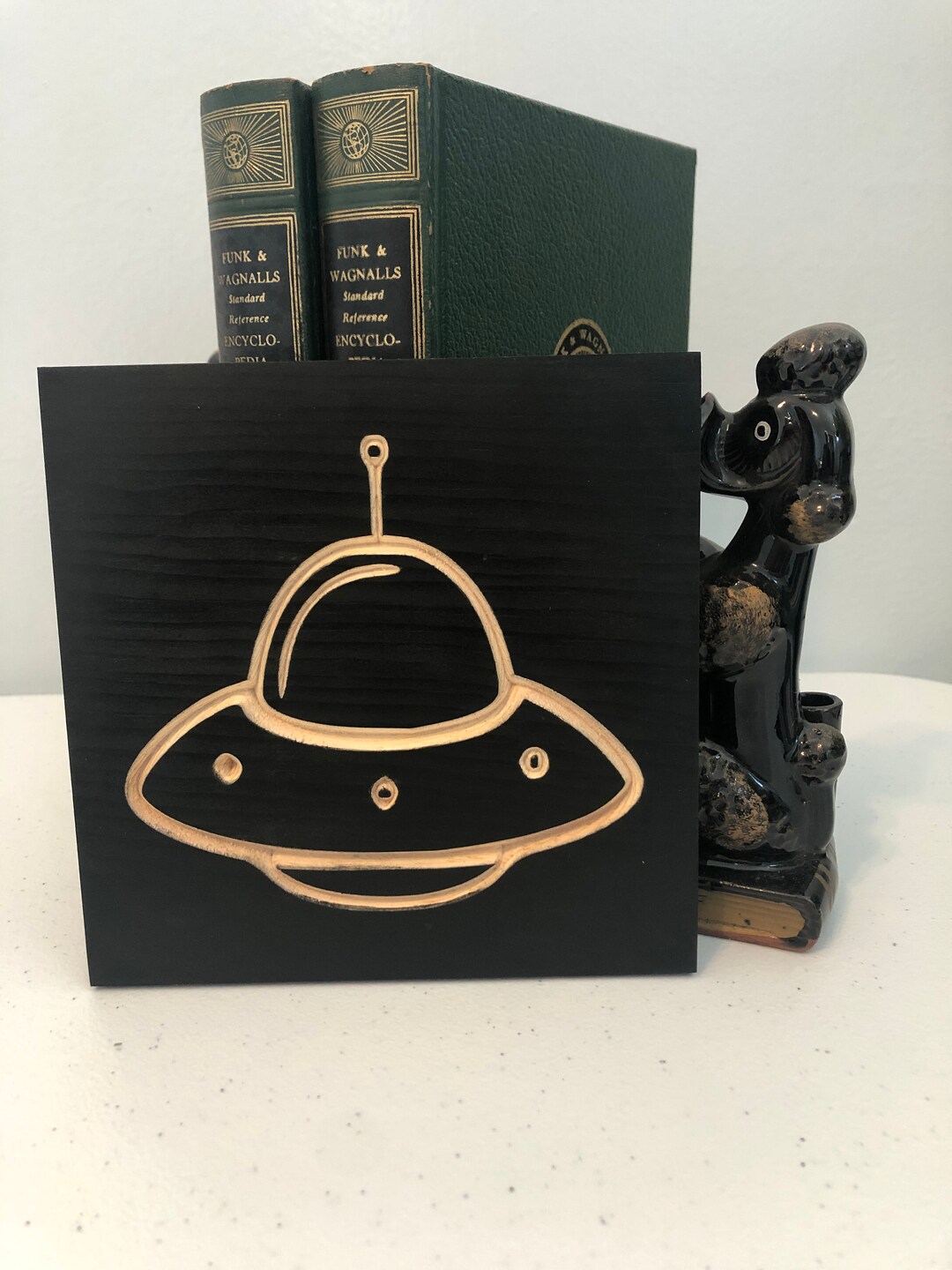 UFO Flying Saucer Wooden Sign - Etsy