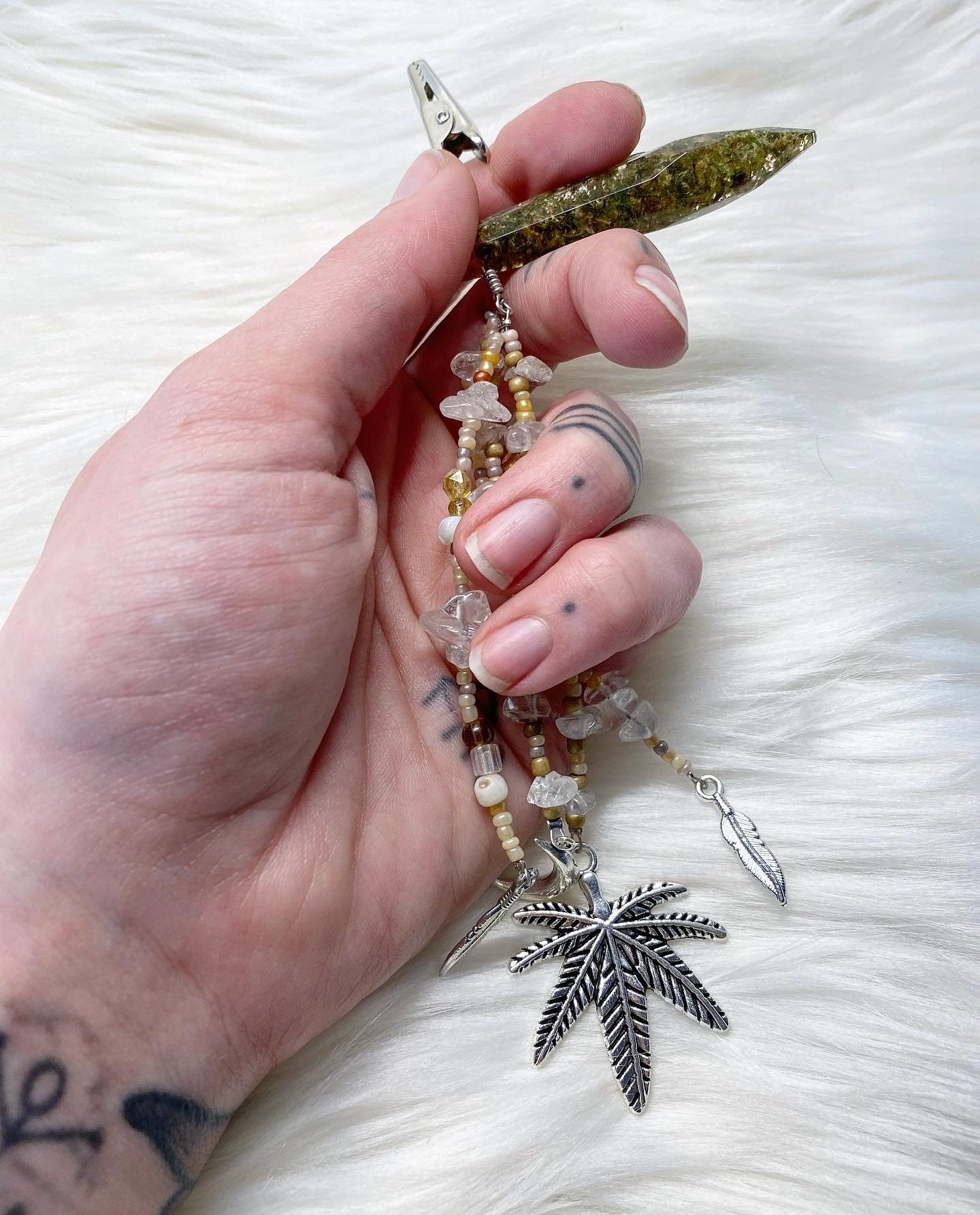 Cannabis Hars Crystal Roach Clip | Etsy