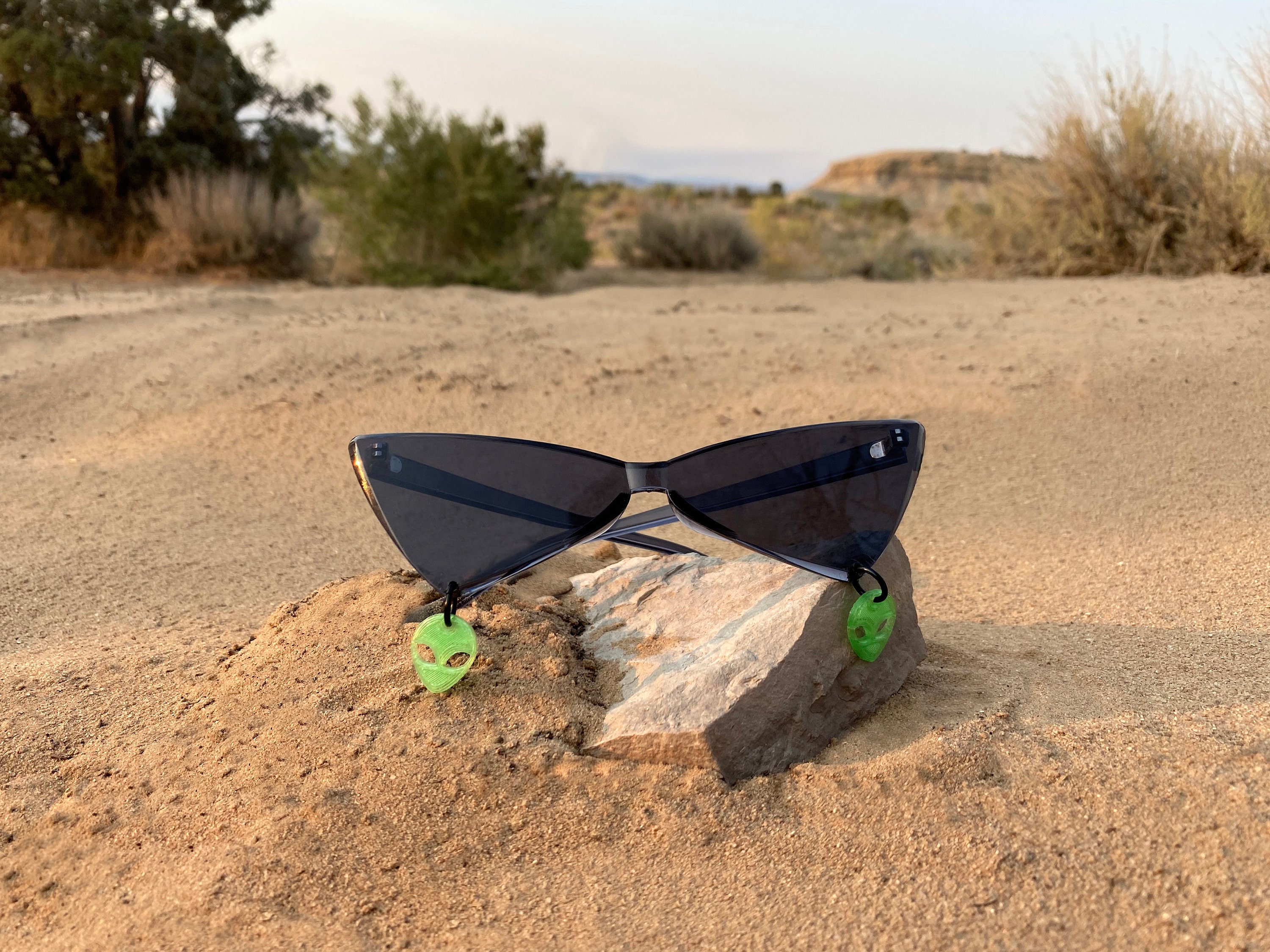 Pierced Acrylic Sunglasses W/ Alien Charms black/green - Etsy