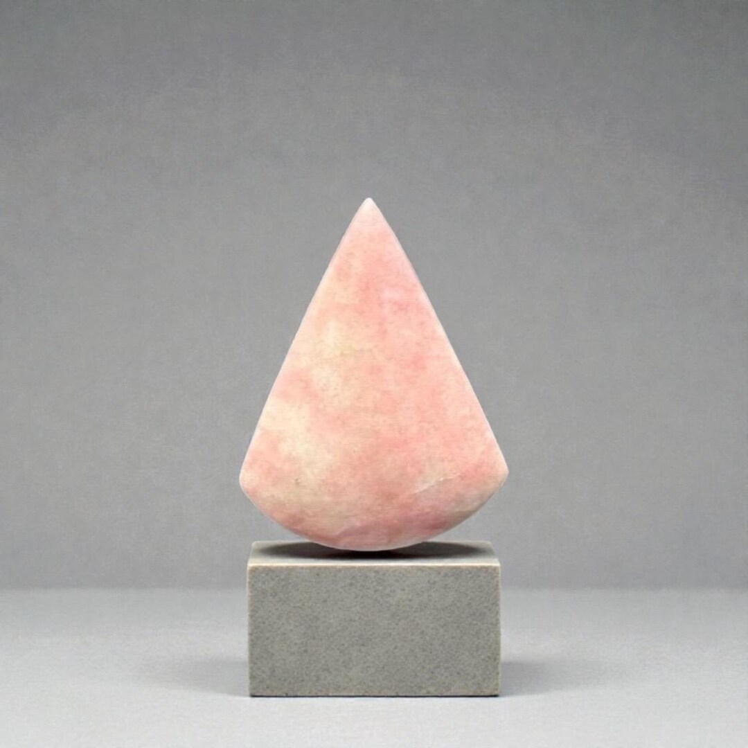 Natural Pink Thulite Cabochon – Triangular Shape 32 Mm – Telemark ...
