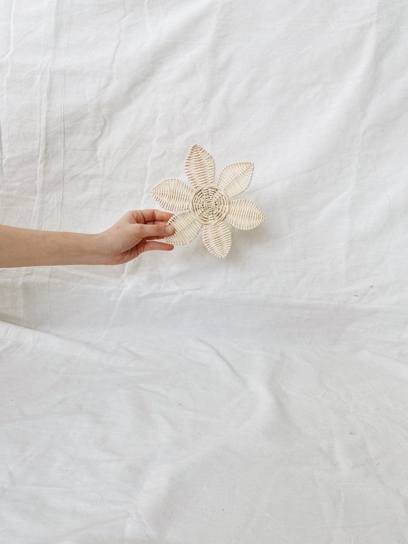 Set of 2 Flower Rattan Decorationflowers Shelf - Etsy