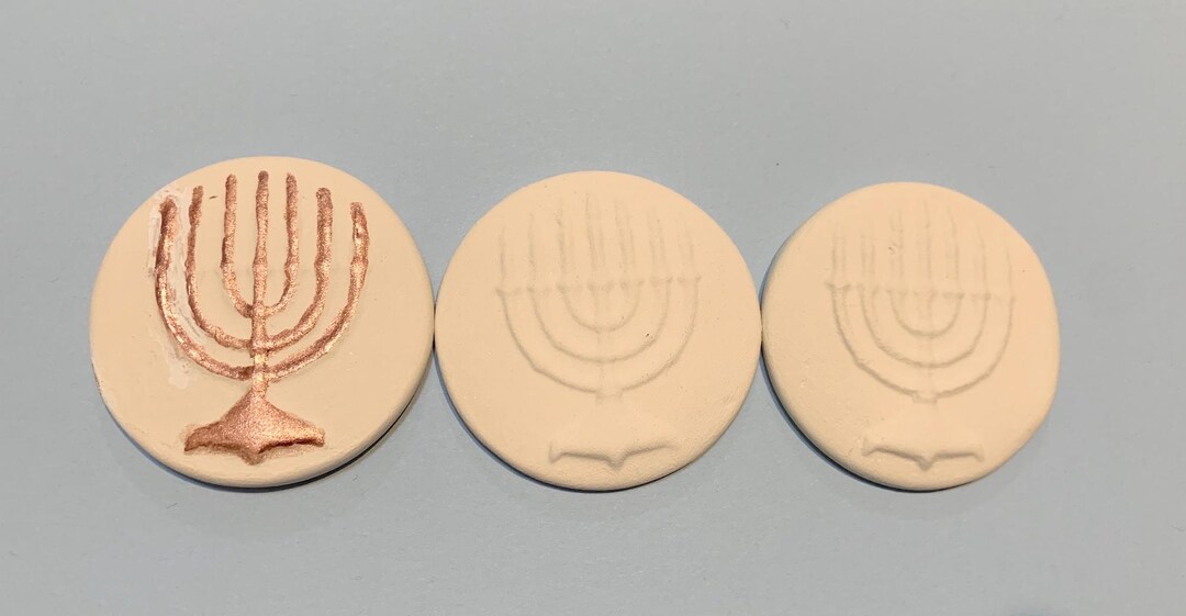 Menorah on Round Ceramic, Set of 2 - Etsy