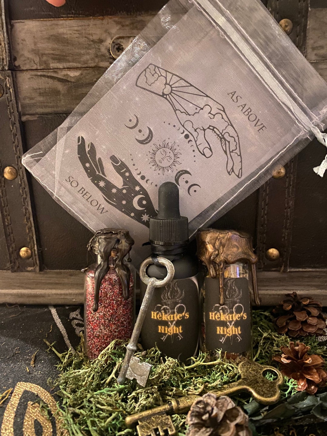 Hekate's Night Ritual Set: Anointing Oil, Incense, Altar Card & Black ...