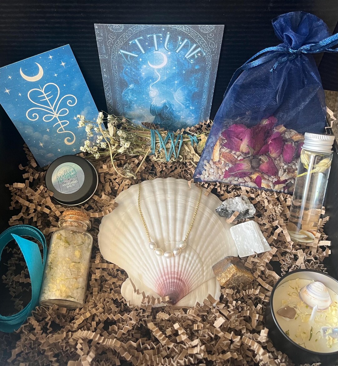 Full & New Moon Ritual Box Subscription. Lunar Spell Kits • Witchcraft ...