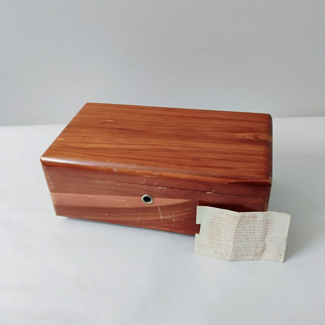 Vintage Miniature Lane Cedar Chest, Aberdeen Furniture Co, Rare With ...