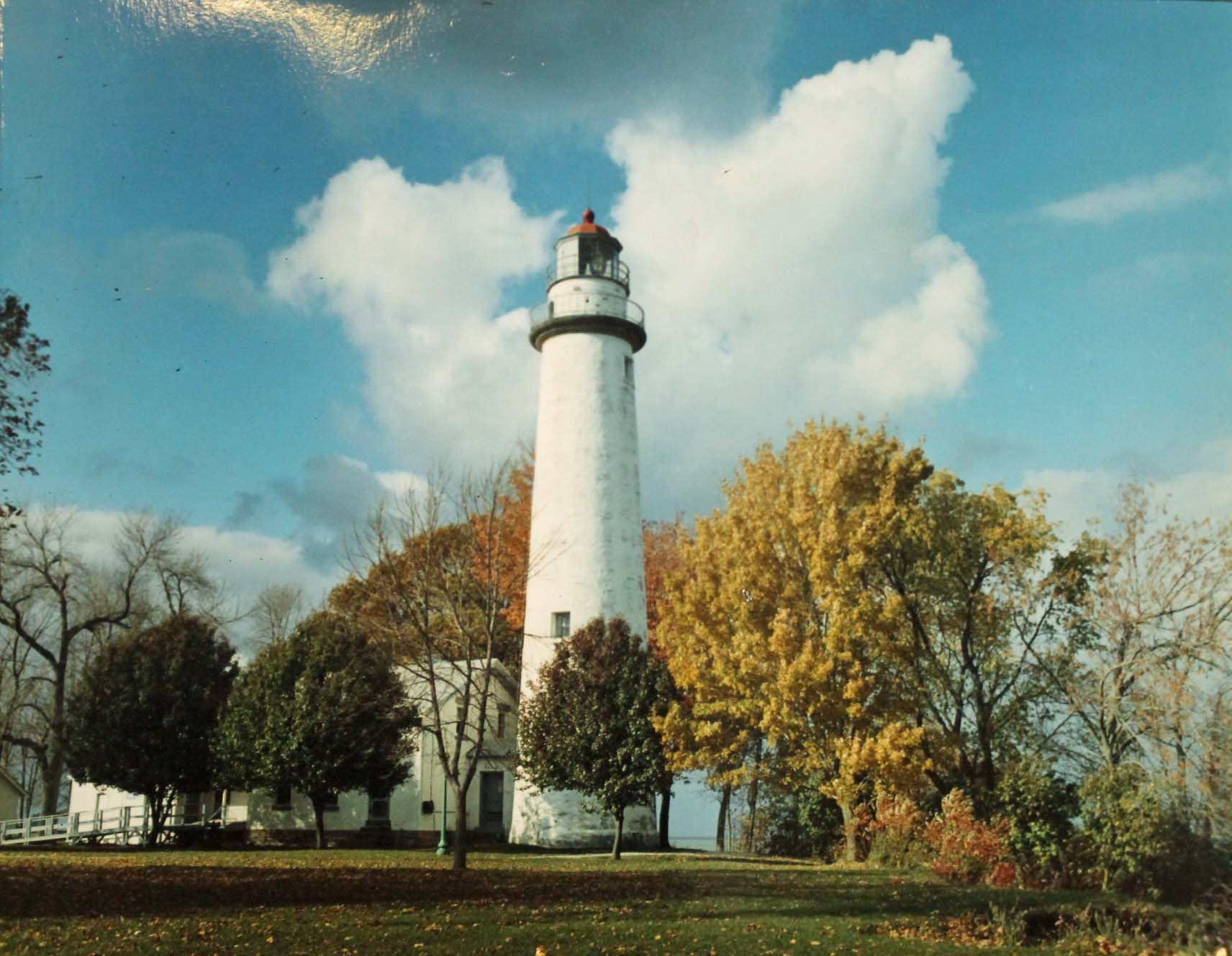 A Beautiful Michigan Great Lakes Lighthouse 11 X 14" Photograph Float ...