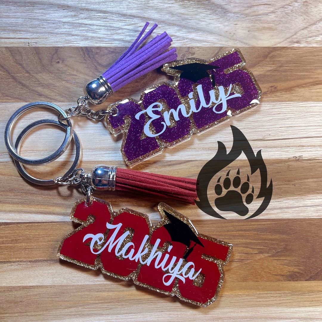 2025 Graduation Keychain (free Name on Front), Graduation Gift, Senior ...