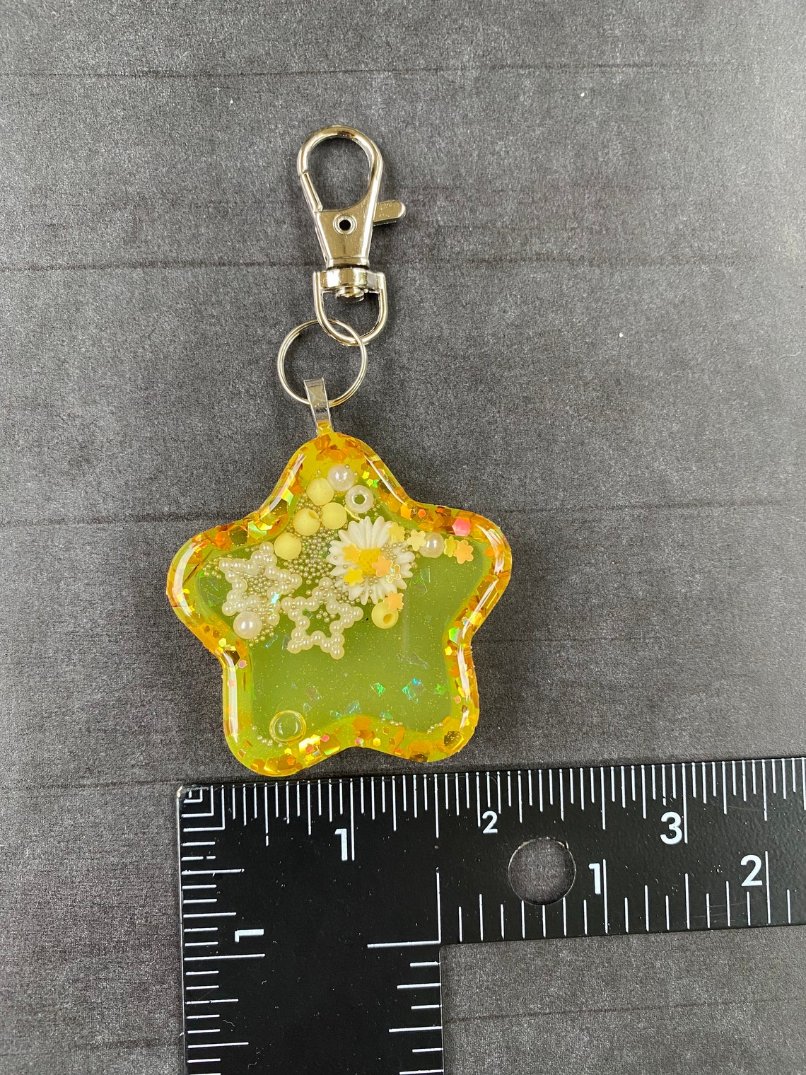 Star Shaker Keychains - Etsy