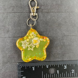 Star Shaker Keychains | Etsy