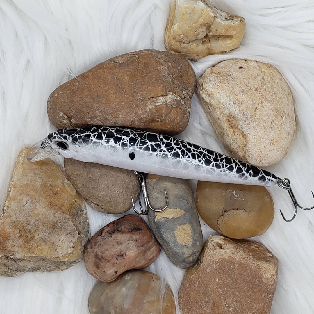 Custom Painted Jerkbait Bass Fishing Lure. Black and White Jerk Bait ...