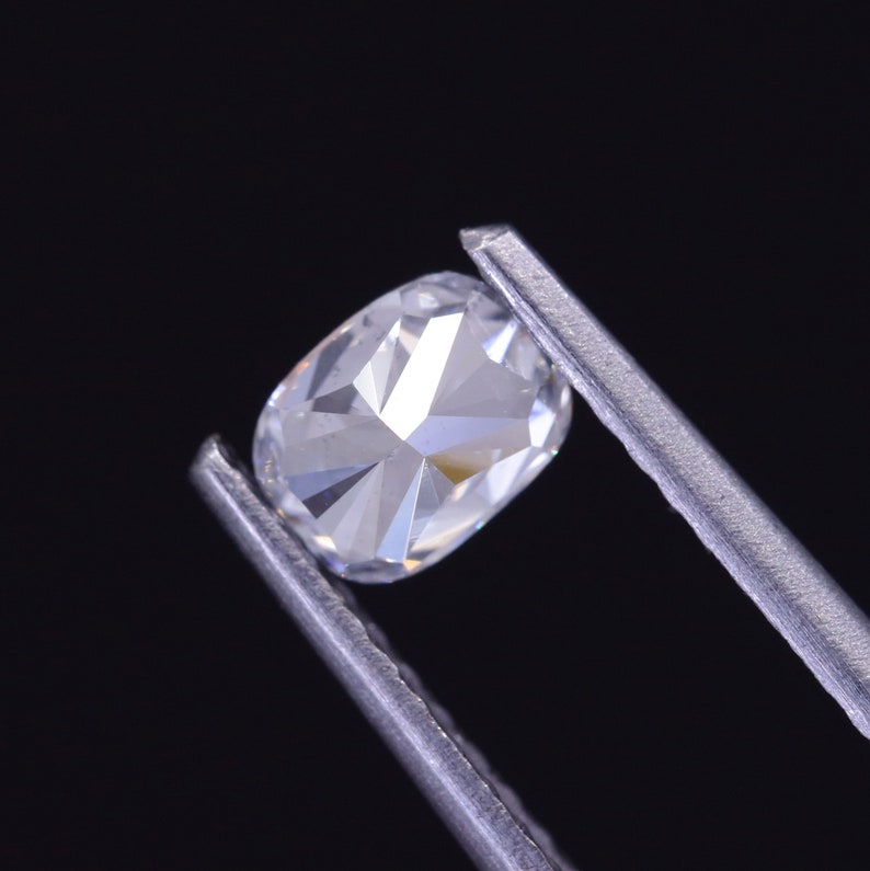 Elongated Cushion Diamond / Lab Grown Diamond / 18K Gold | Etsy
