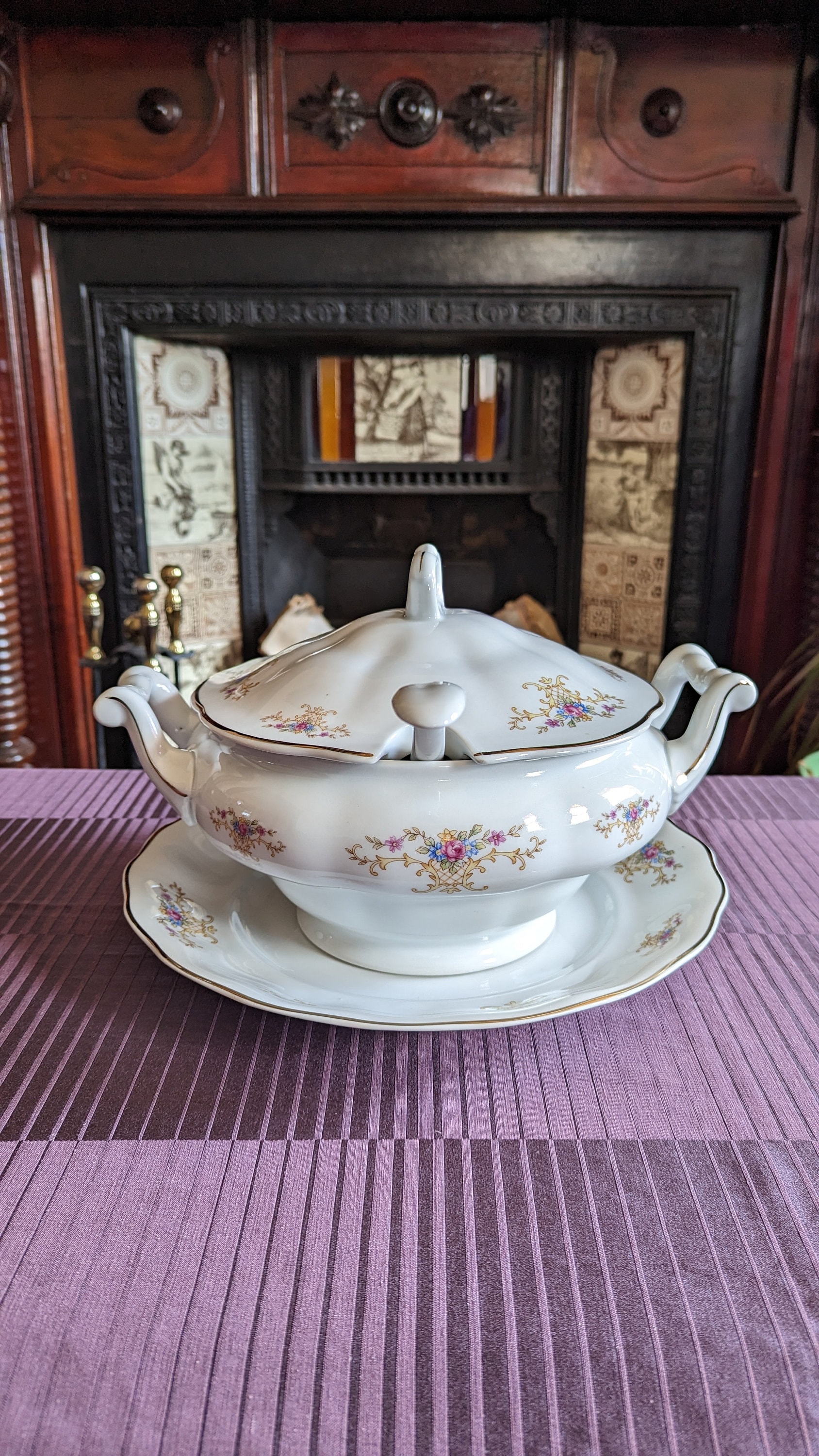Vintage Tureen Vintage Jarolina Porcelain Soup Tureen With Lid, Ladle ...