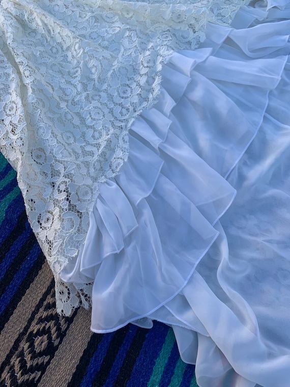 Vintage Handmade Lace Country Ruffle Hi-Low Wedding P… - Gem