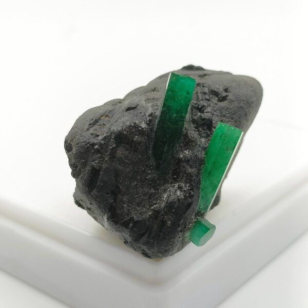 Emerald Quartz - Etsy