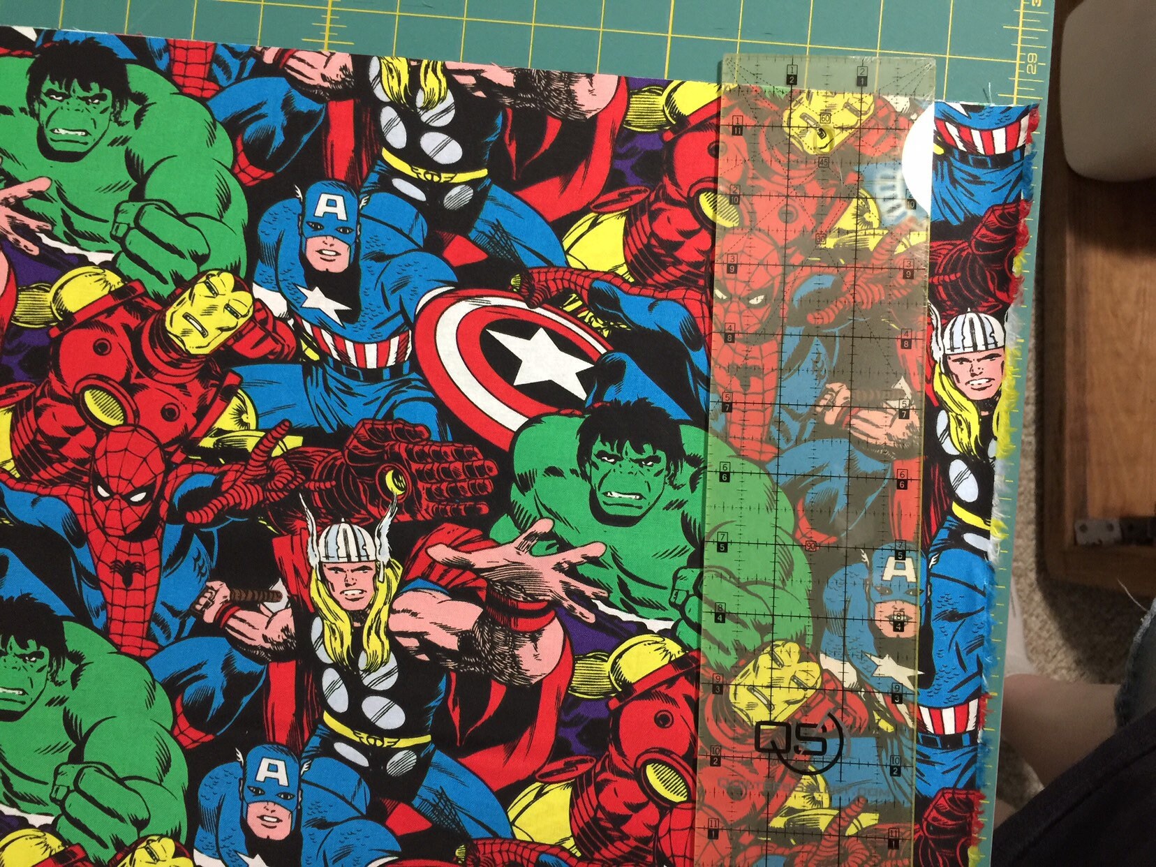 CHL - Disney Comic Pack Red - Marvel Comics Print Fabric - 100% Cotton ...