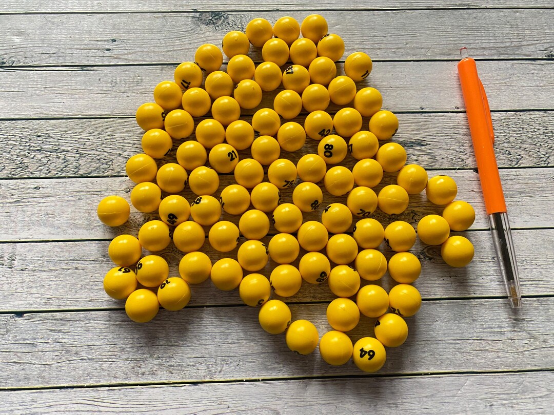 Set of 90 Vintage Bingo Balls. 94 Balls as There Are 4 Blancs as Well ...
