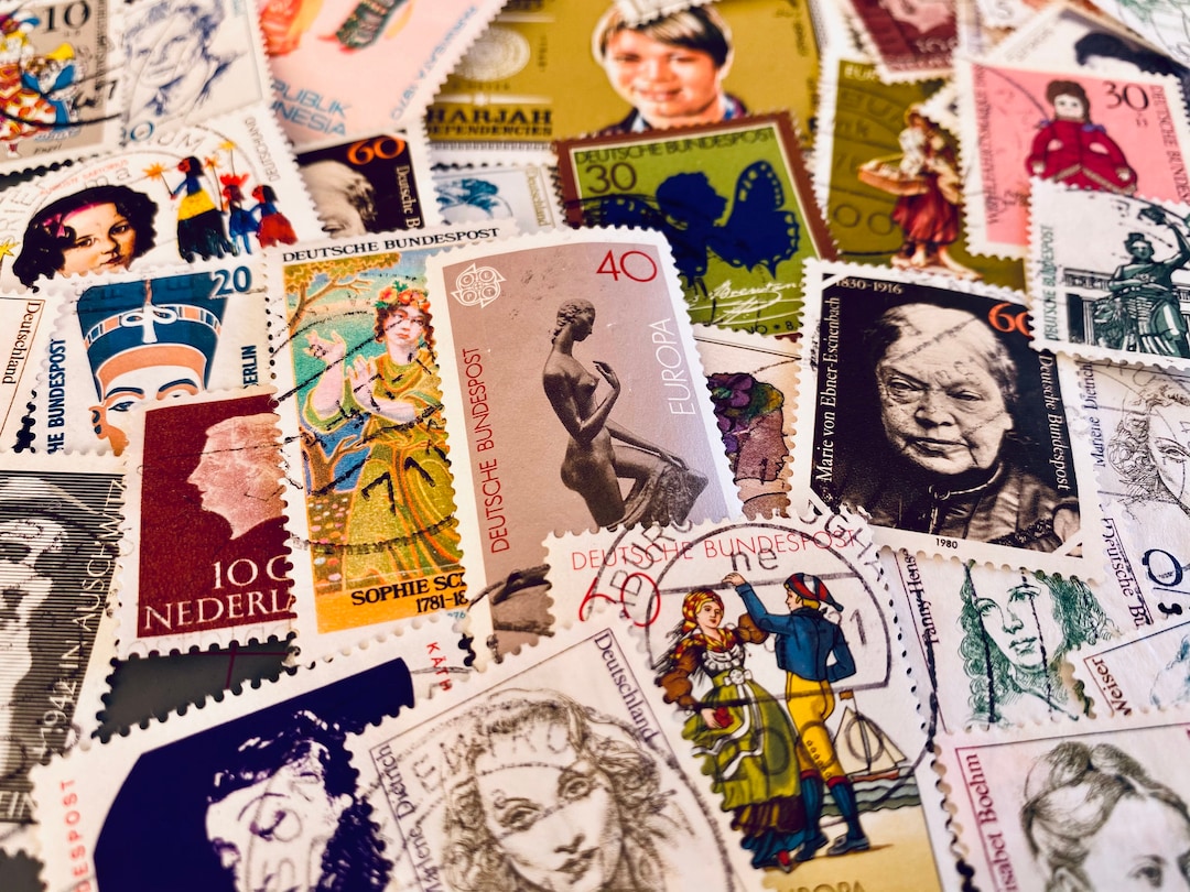 100 Woman Poststamps. Vintage Postage Stamps From All Over the World ...