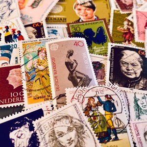 100 Woman Poststamps. Vintage Postage Stamps From All Over the World ...