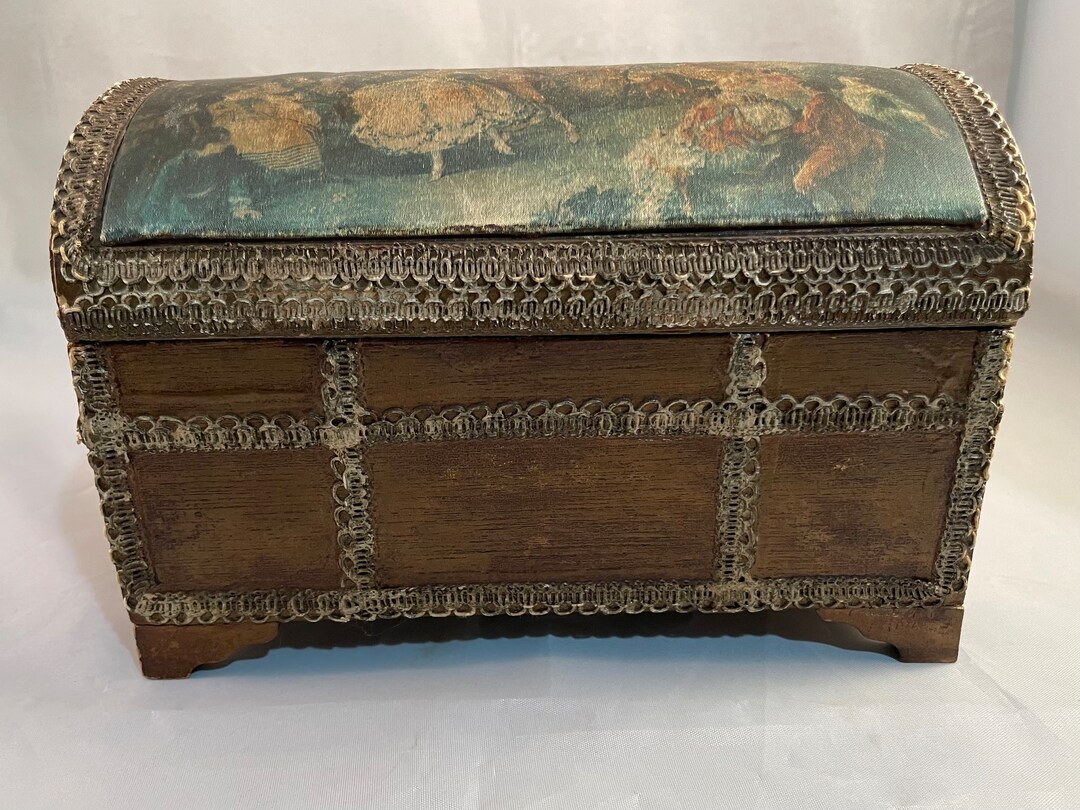 Vintage Romantic, Impressionist Era, Gilded Jewelry, Music Box - Etsy