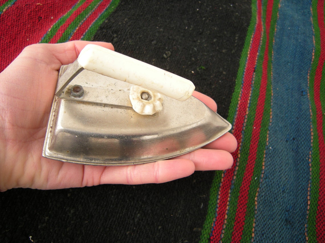 Metal kids iron Vintage iron toy Mini flat iron Vintage | Etsy