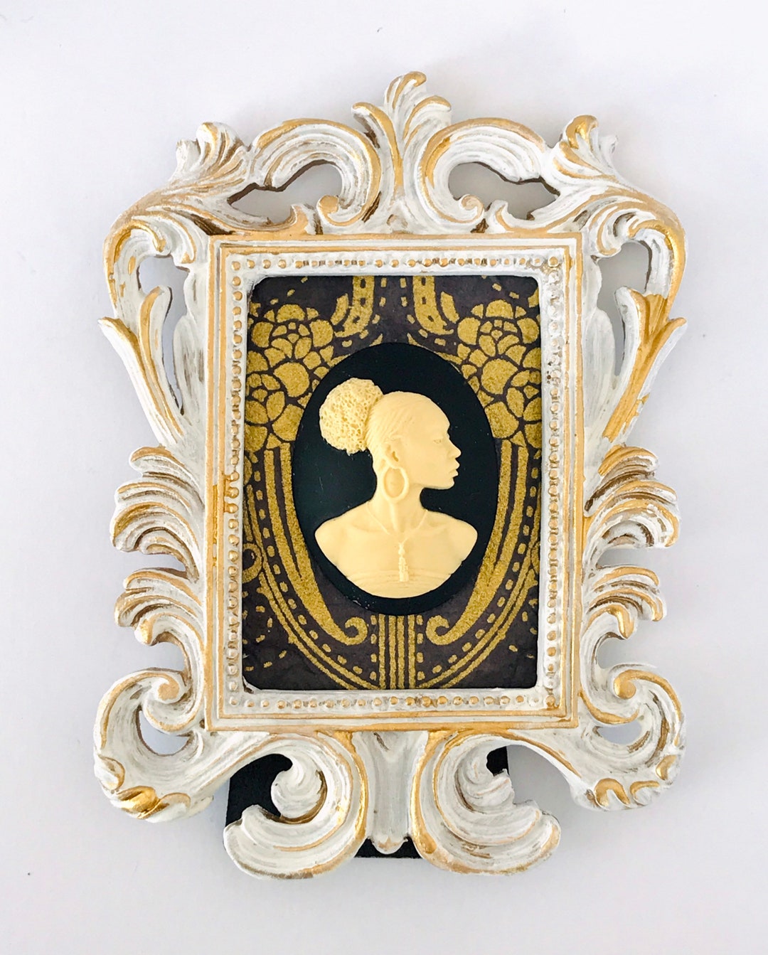 Vintage Black Cameo Art in a White Ornate Frame Wall Art Home Decor - Etsy