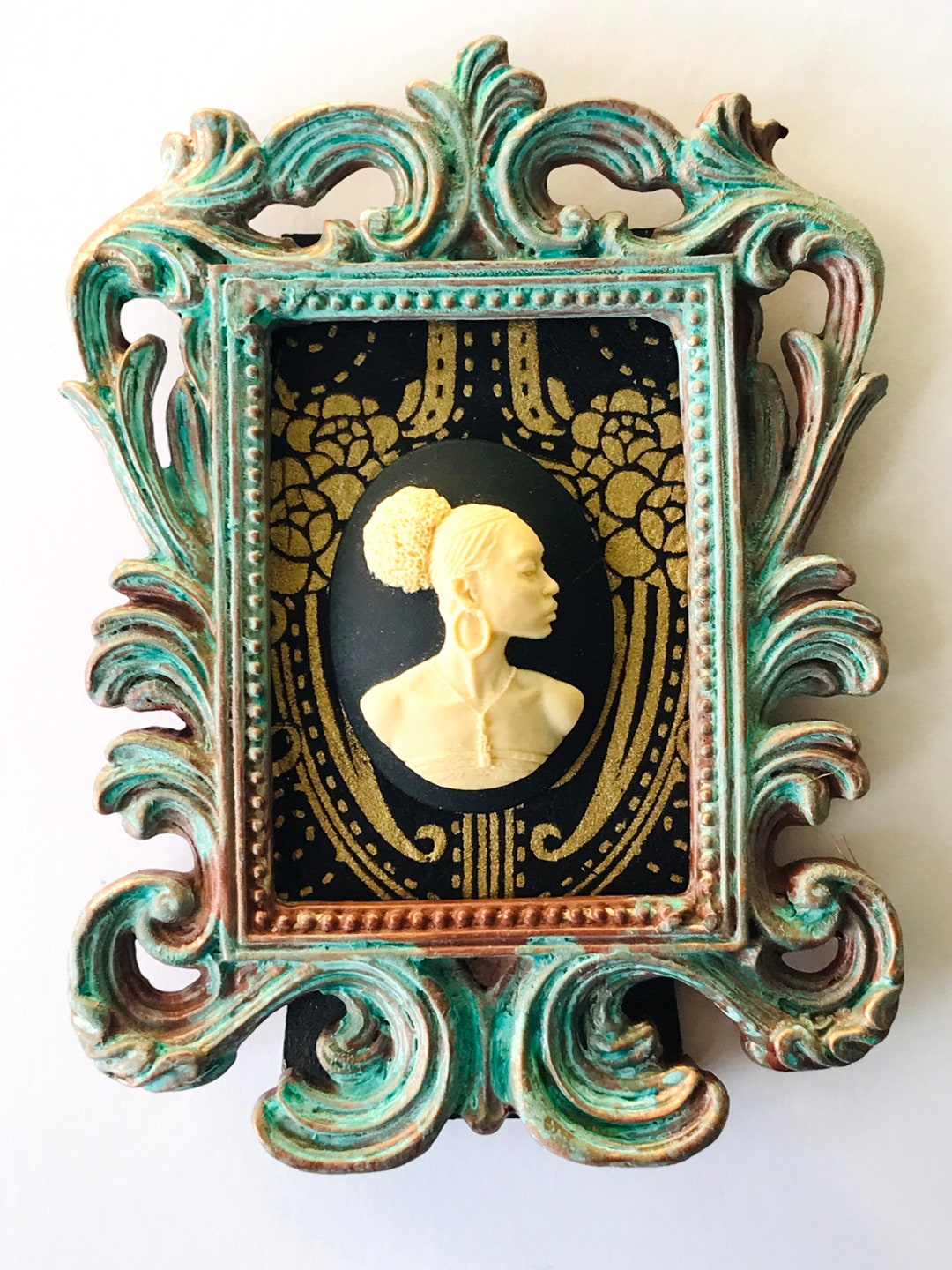 Vintage Black Cameo Art in a Tarnish Verdigris Frame Wall Art Home ...