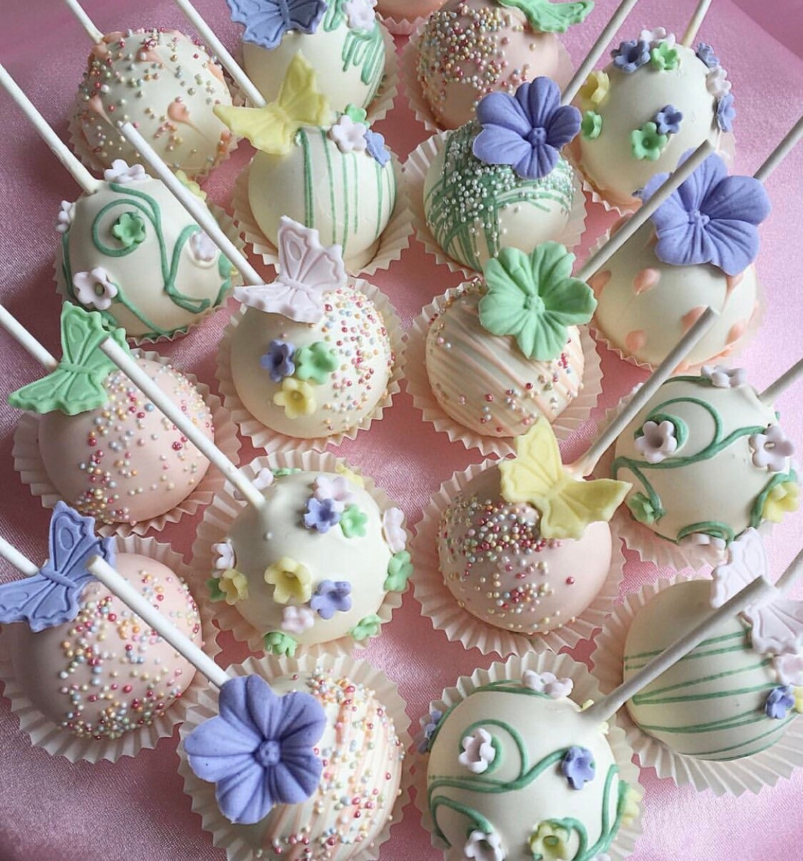 12 Cake Pops Flowers and Butterflies Decorated Cake Pops | Etsy