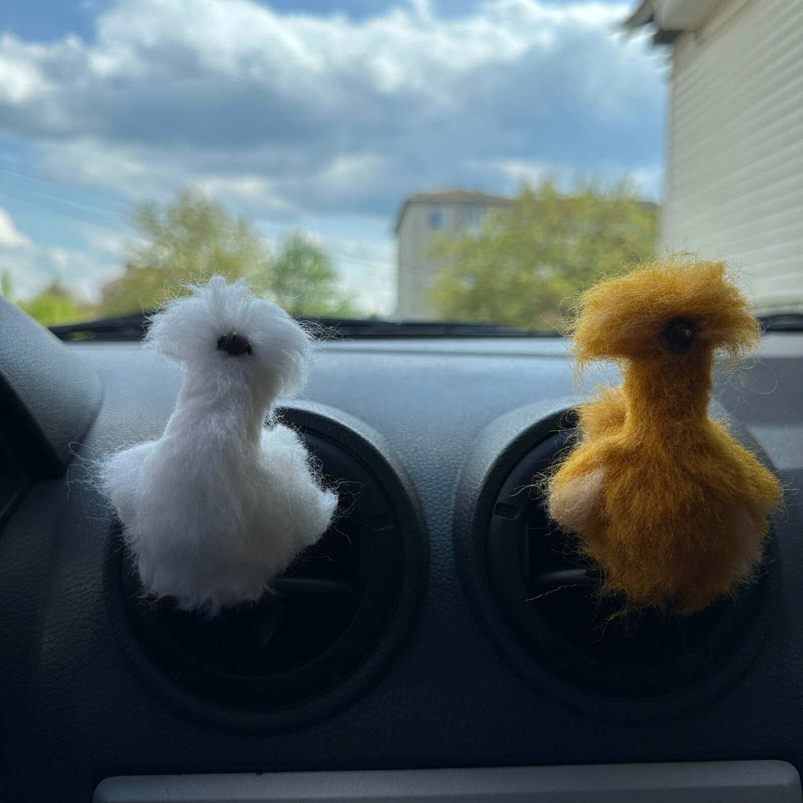 Handmade Wool Silkie Chicken Car Air Vent Clip: Farm Animal Car Decor ...