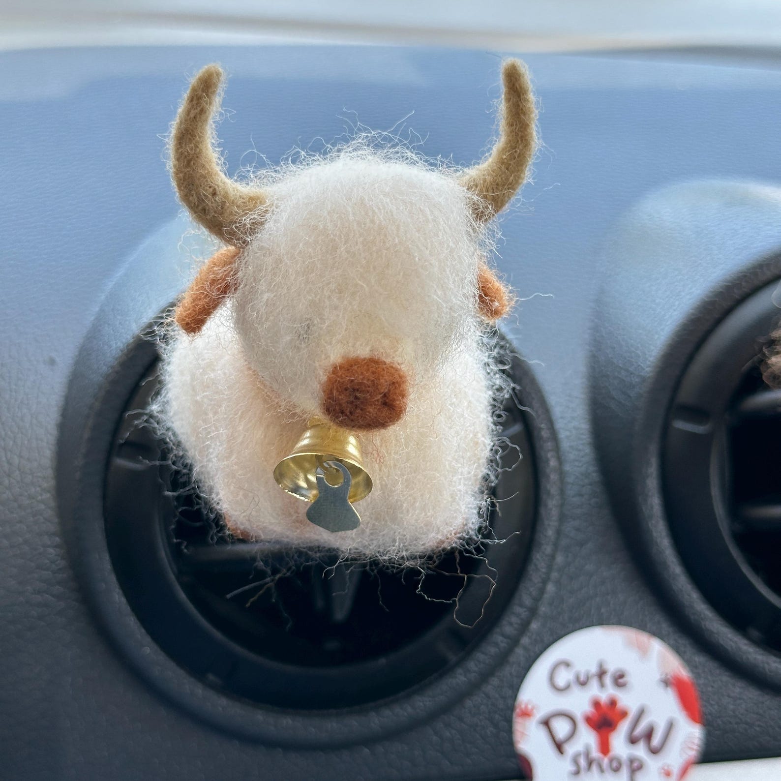 BIG Highland Cows With Bells Air Vent Clip Cowgirl Car Accessories Cow ...