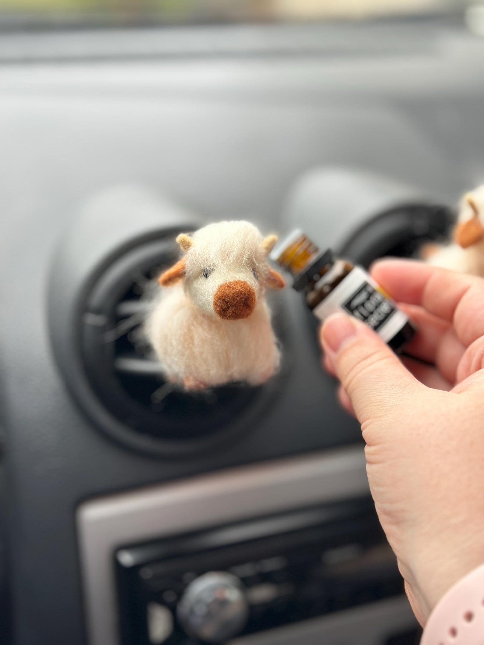Milky White Scottish Highland Cows Air Vent Clip Country Girl Car ...