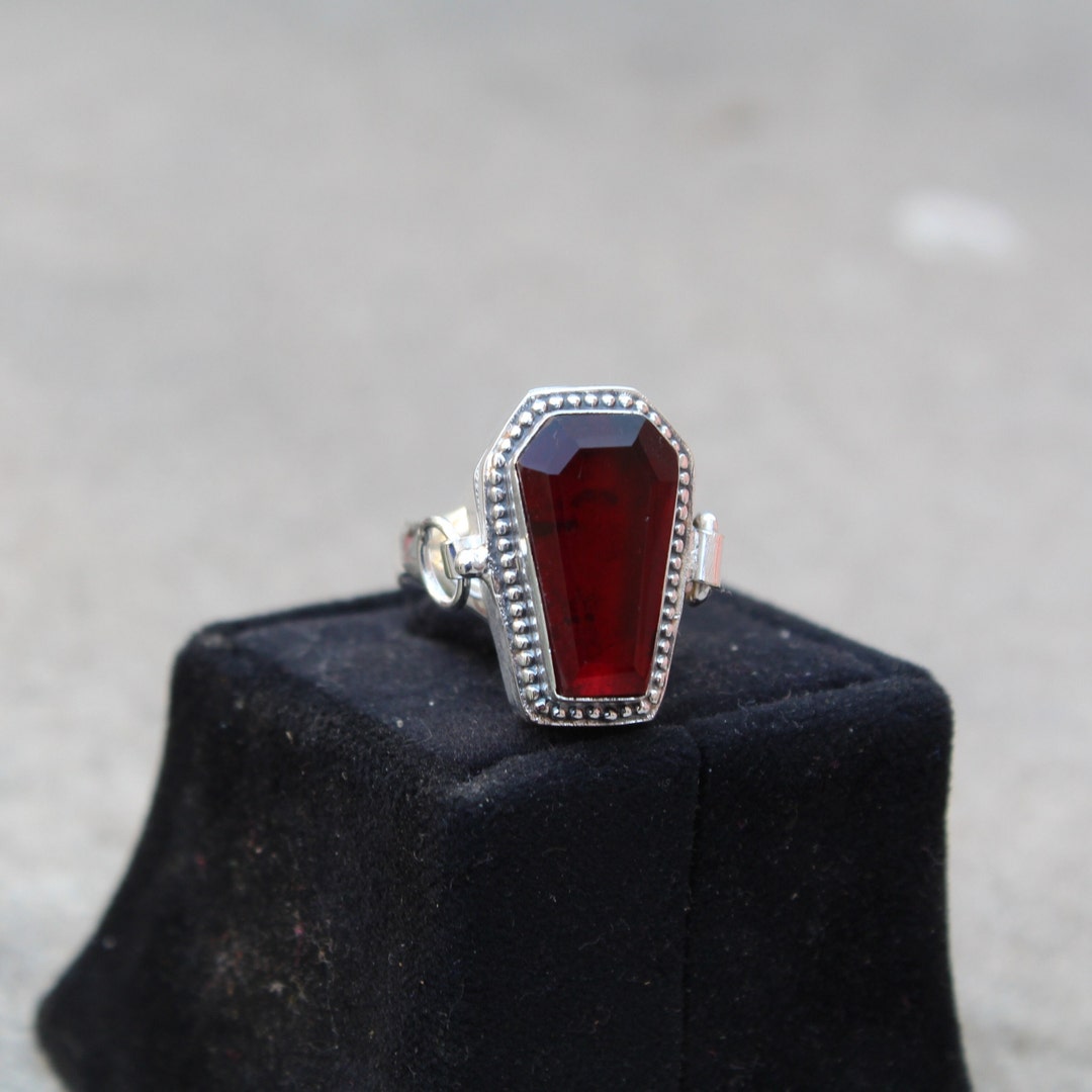 Garnet Poison Ring,925 Silver Plated Ring,vintage Coffin Poison Ring,compartment Ring,pill ...