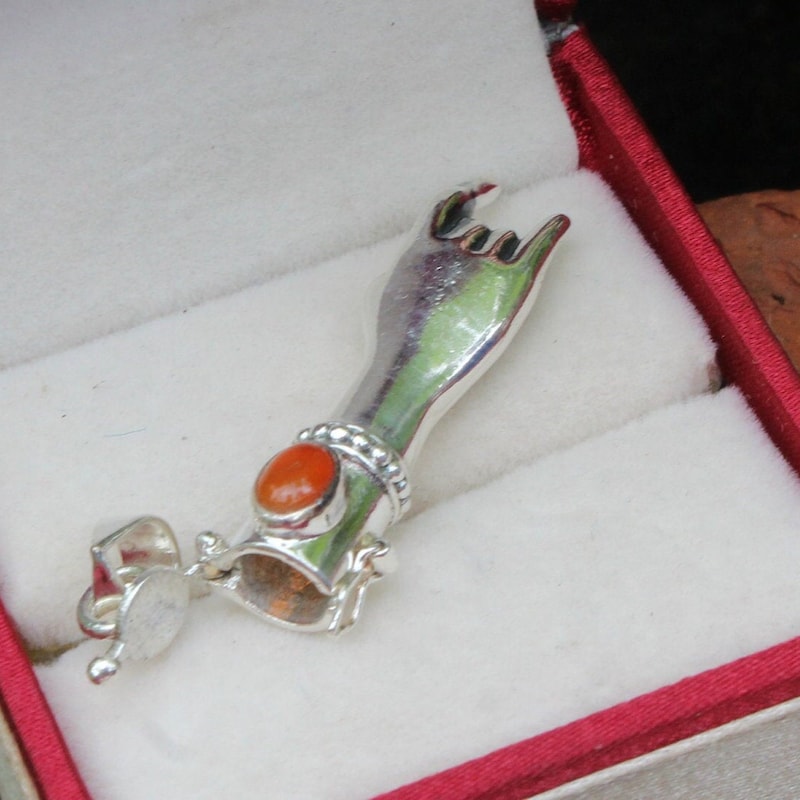 Victorian Hand Pendant - Etsy