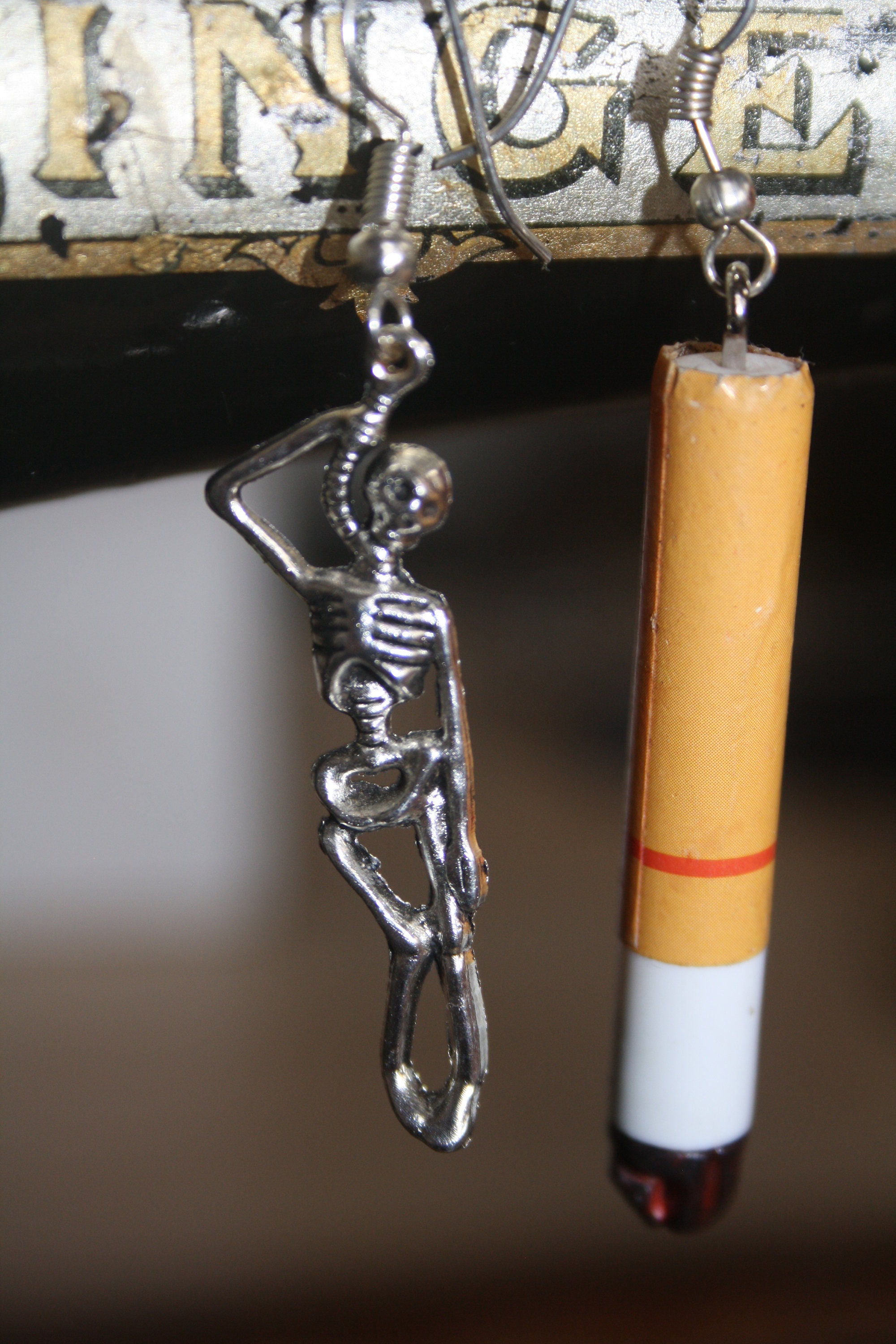Skeleton Noose Cigarette smoking Kills Earrings - Etsy Israel