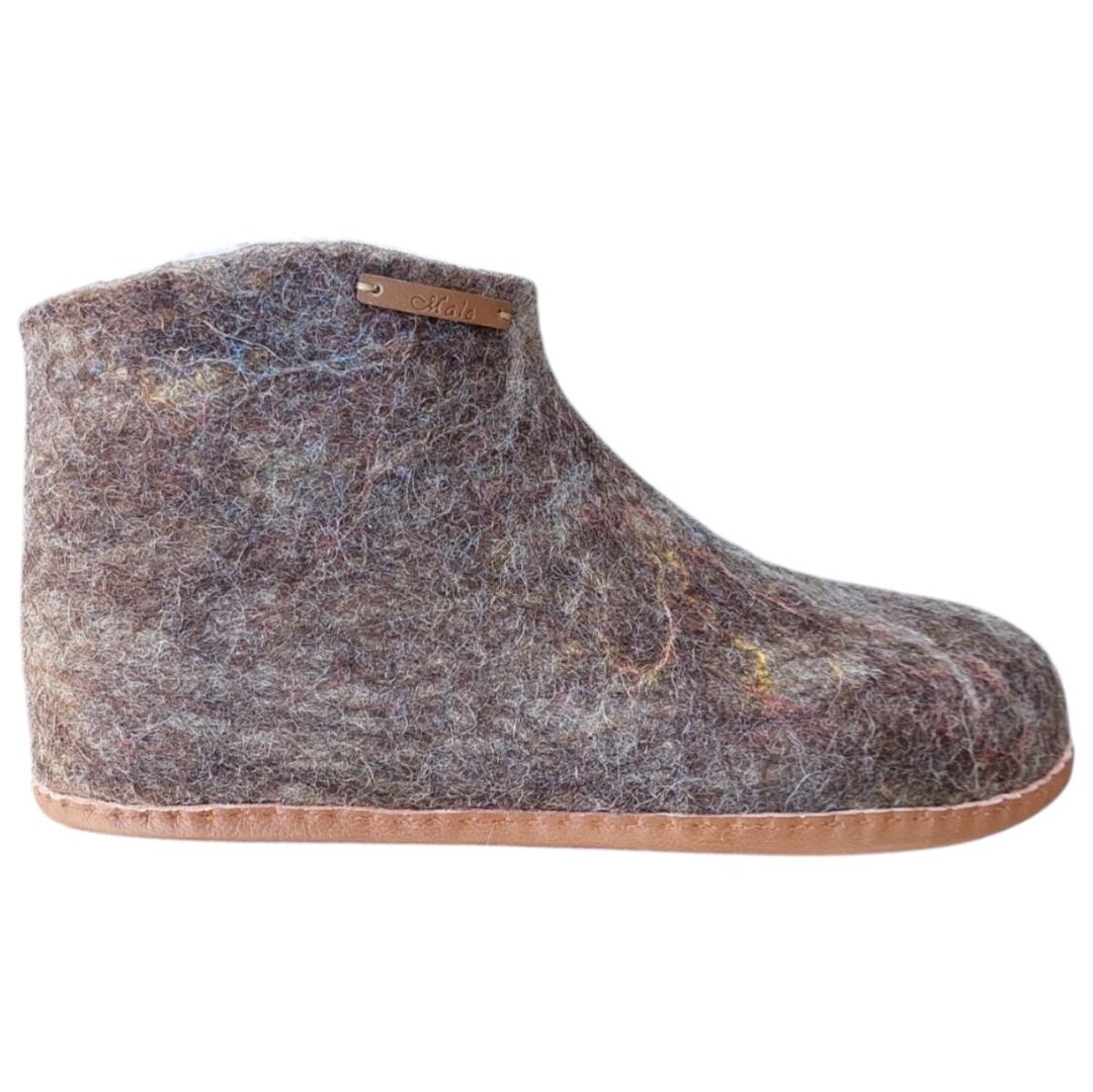Handmade Felted Wool Slippers for Men: Warm Breathable Indoor Shoes - Etsy