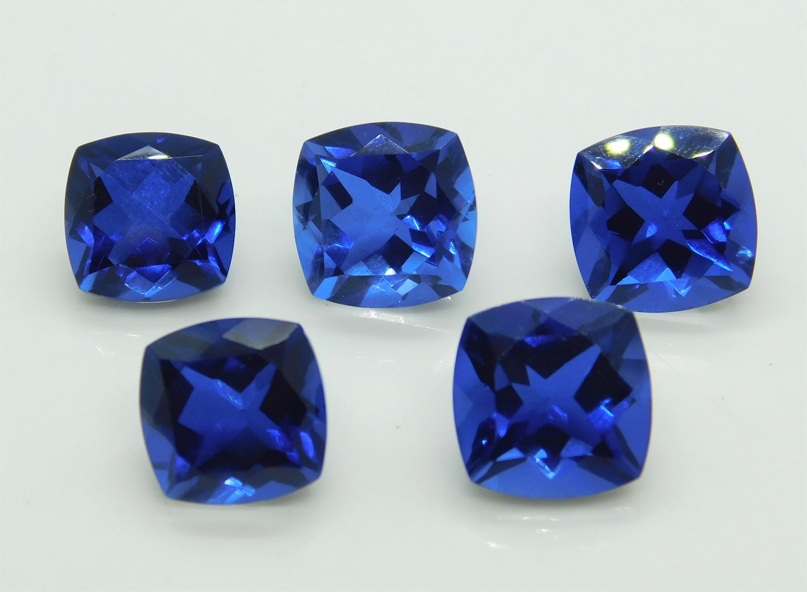 Blue Sapphire Doublet Quartz Faceted Gemstone Cushion Shape 8x8mm to ...