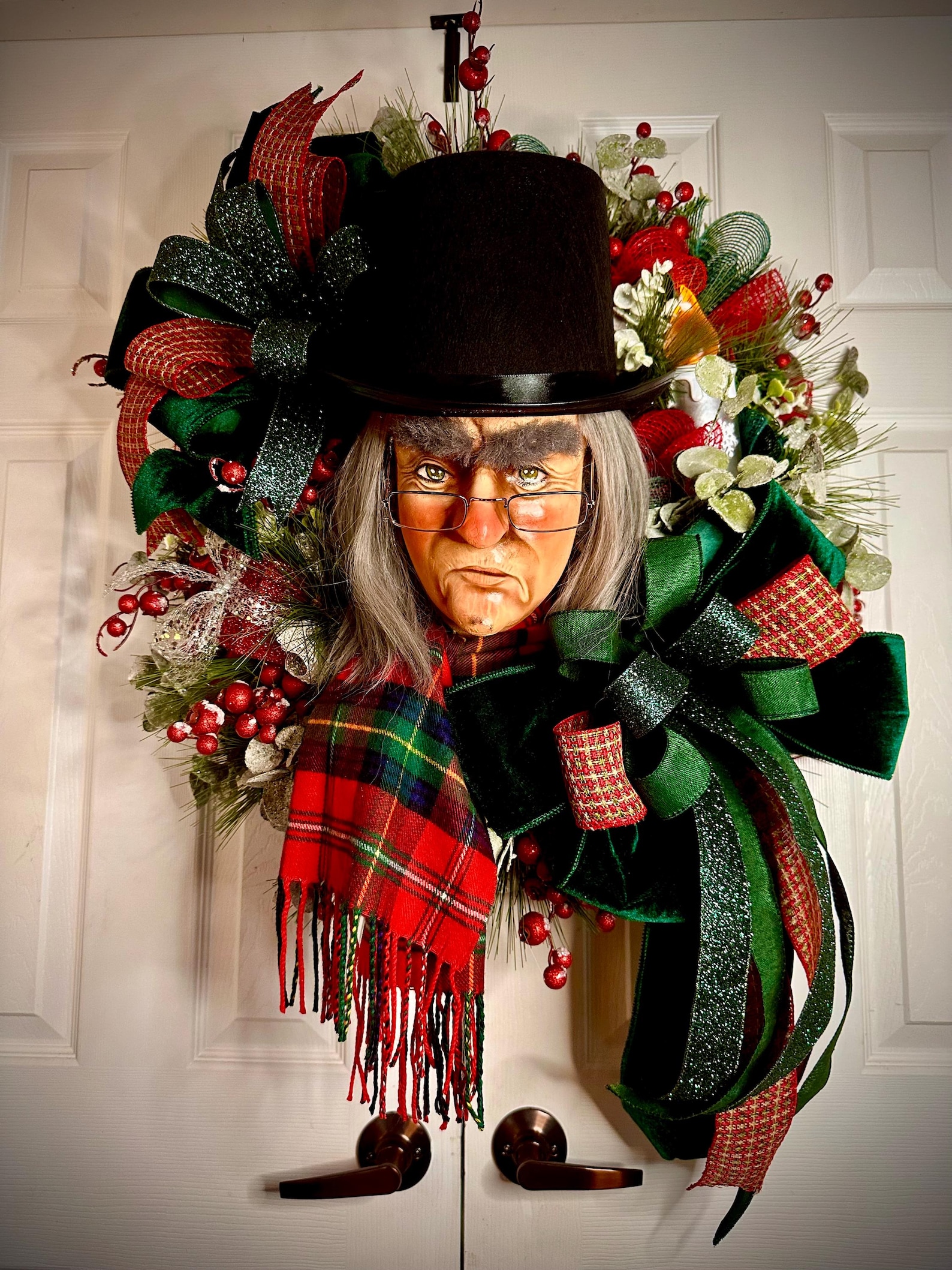 Scrooge Holiday Christmas Wreath - Etsy