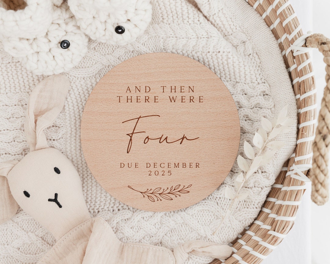 Pregnancy Announcement Sign | Wooden Due Date Plaque L Baby Due Disc ...