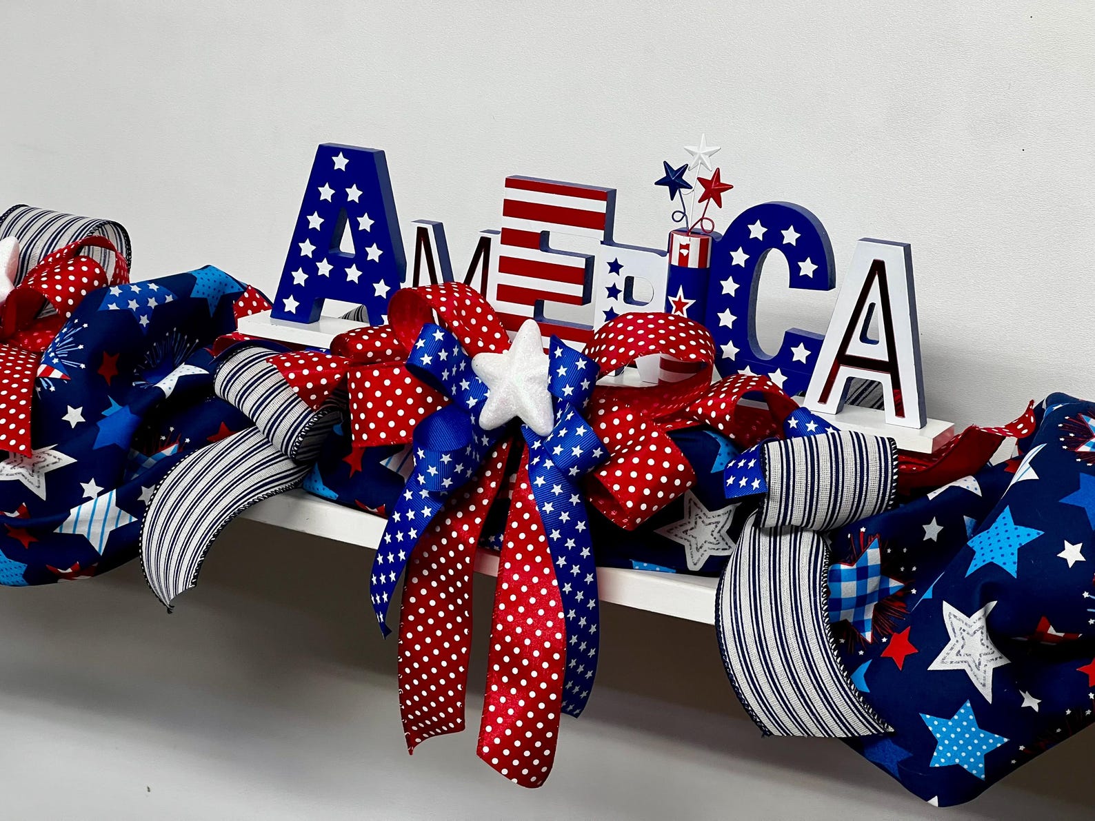 Patriotic Garland: July 4th, Memorial Day Table Centerpiece (2ft-8ft ...